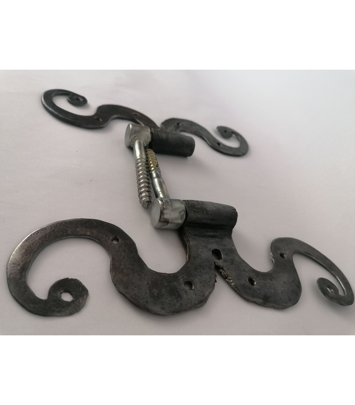 SYSTEME DE CHARNIERE Penture moustache